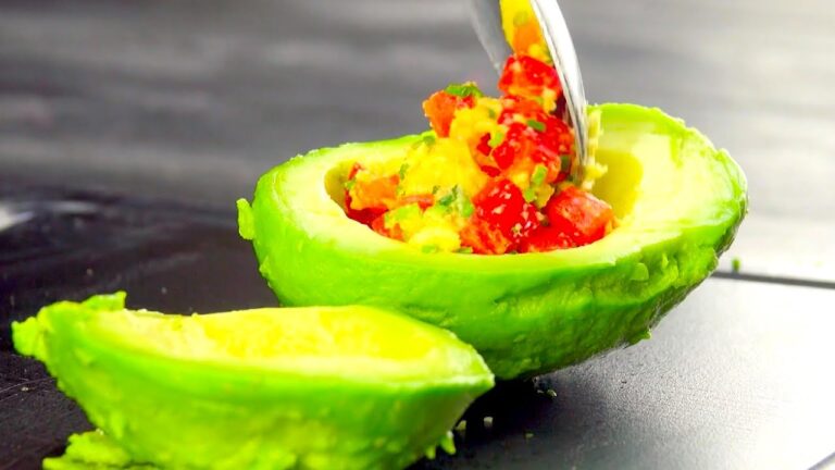 La sorprendente delizia del consumo dell'avocado crudo: scopri come ...